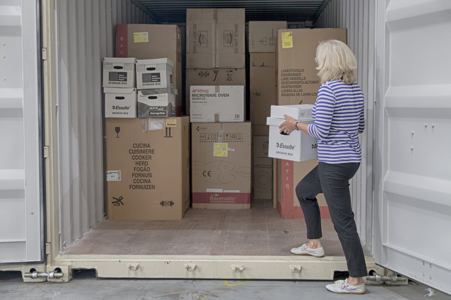 Household Storage - Safestore Containers - Secure, self storage units ...